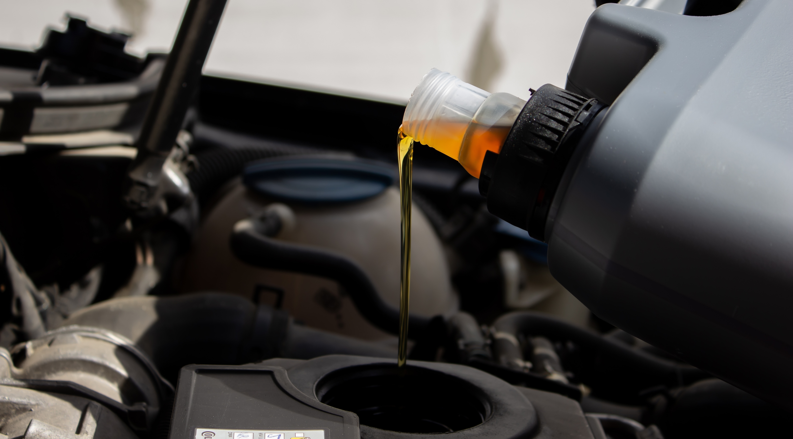 Oil Change - Englewood Mobile Mechanic Services